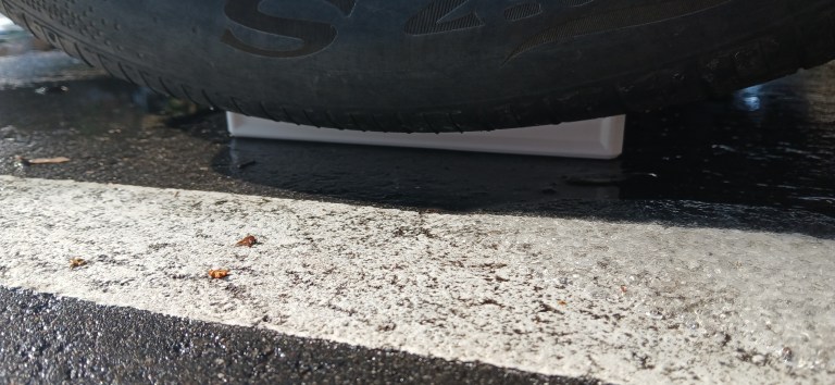 APEX RMR (Ruggedized Mesh Radio) RAK19007 WisBlock Housing ...